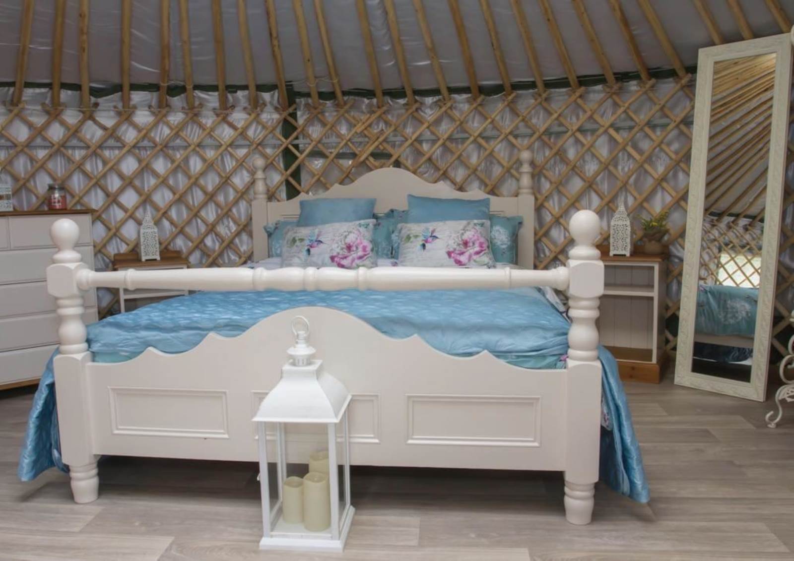 Mighty Oak Yurt - Spire View Yurts