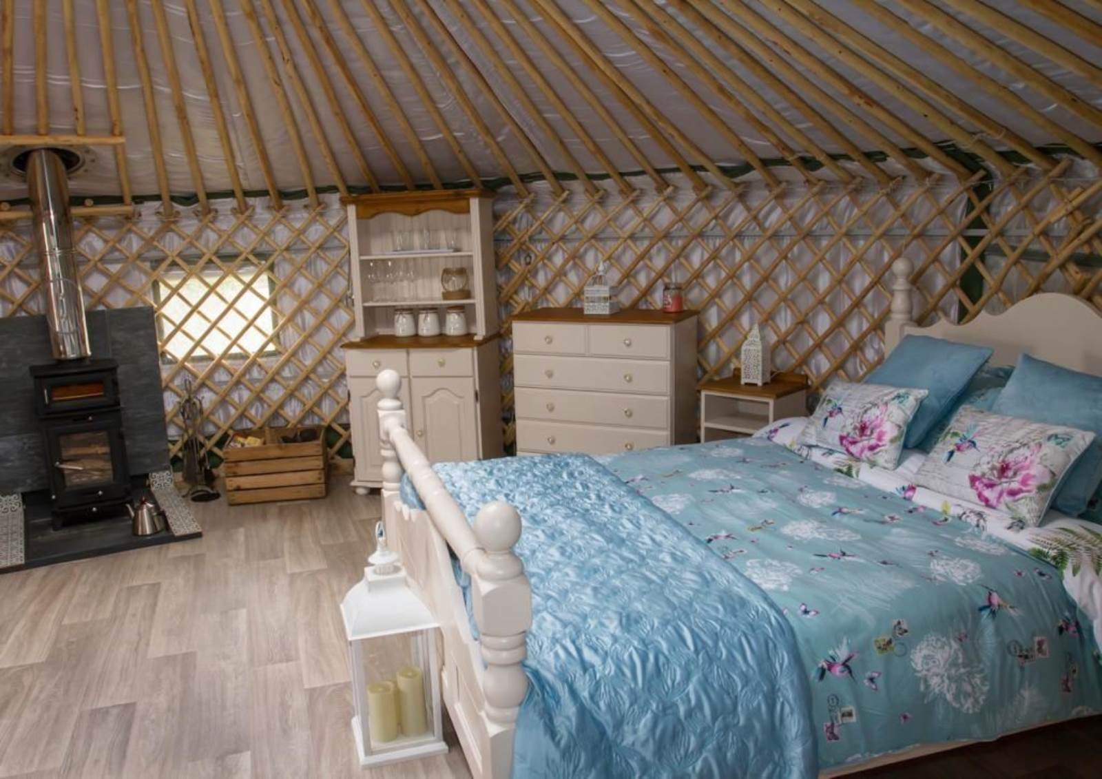 Mighty Oak Yurt - Spire View Yurts